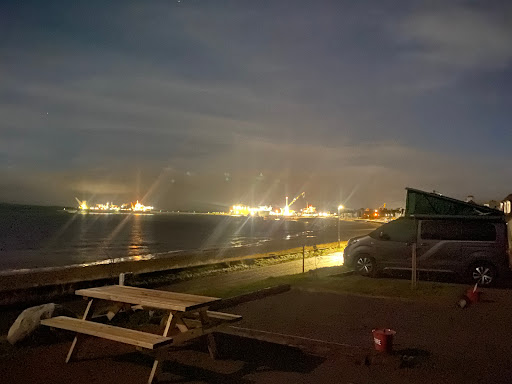 Overnight motorhome campsite - Cromarty Camping