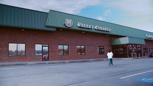 Valley College - AZexplained