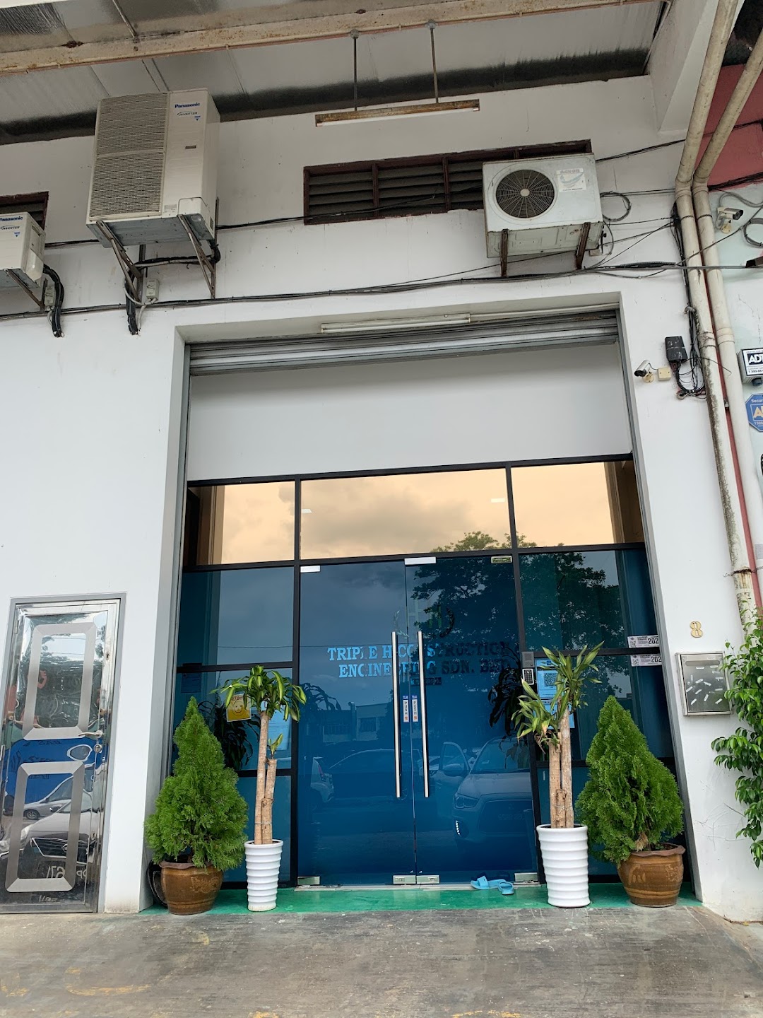 Triple H Construction & Engineering di bandar Senai