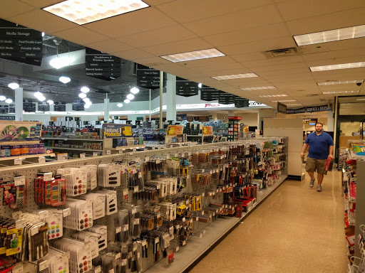 Electronics Store «Micro Center», reviews and photos, 550 Lancaster Ave ...
