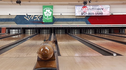 Bowling Alley «Boston Candlepin», reviews and photos, 543 E Broadway ...
