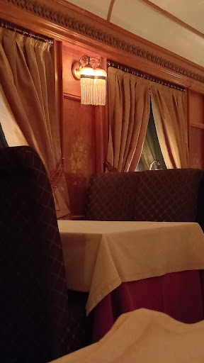 Restaurante Al Andalus Expreso | Un Viaje Al Pasado