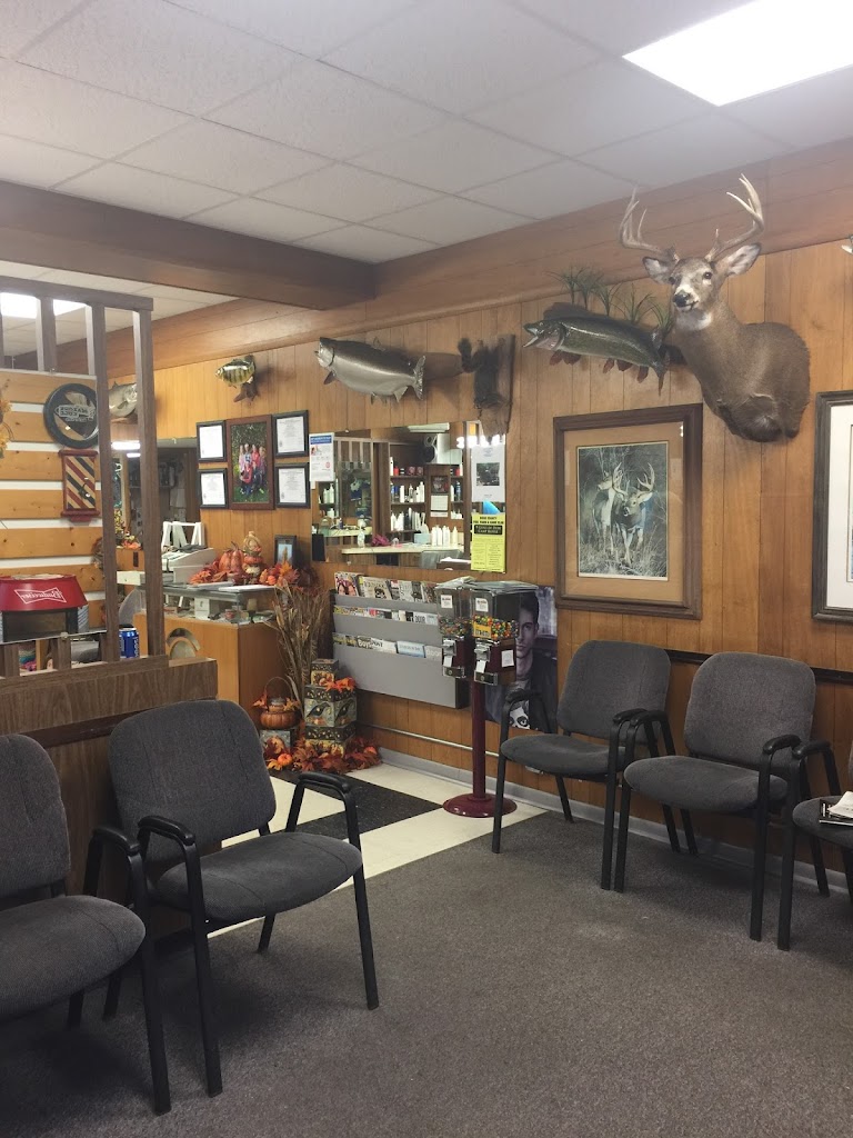 Razor's Edge Barber Shop - Sturgeon Bay, WI 54235 - Services and Reviews