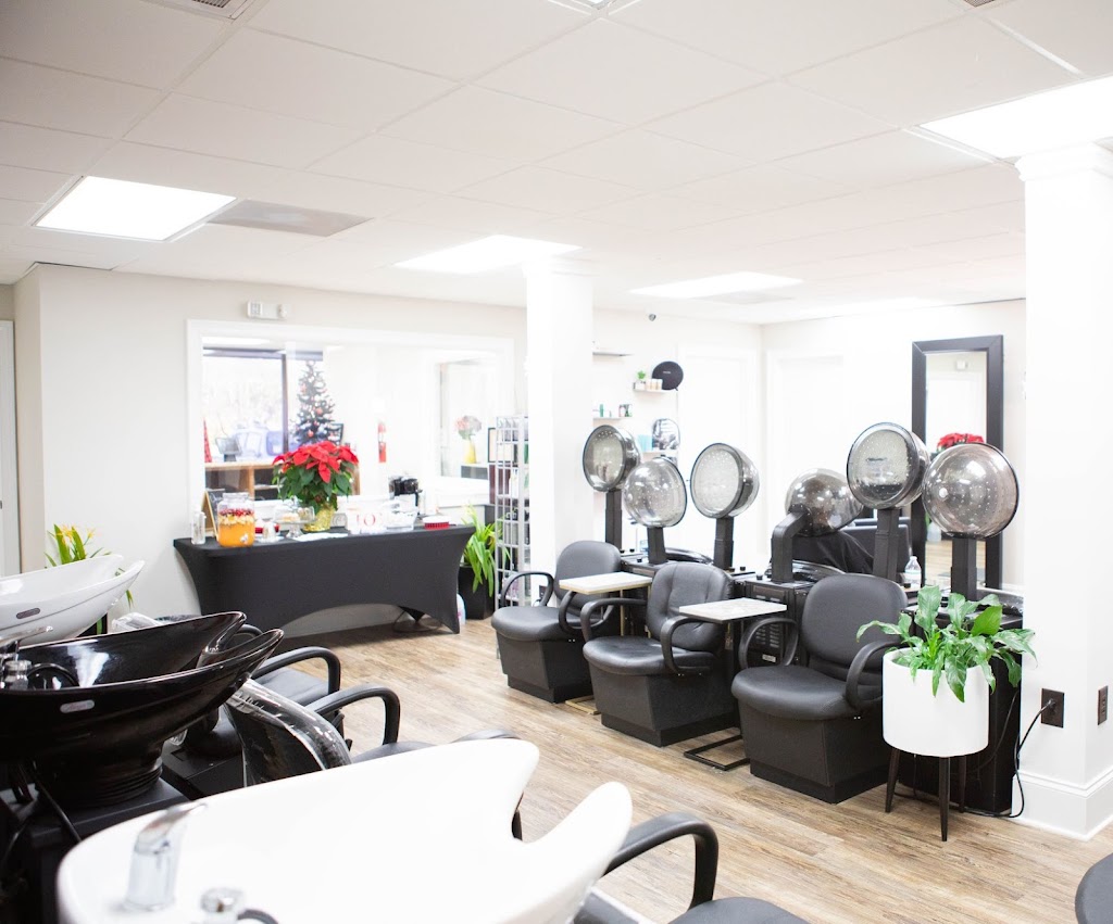 Logan Chris Salon - Mauldin, SC 29662 - Services and Reviews