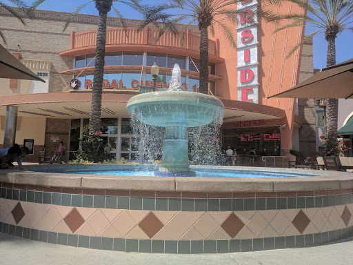 Movie Theater «Regal Cinemas Riverside Plaza 16», reviews and photos ...