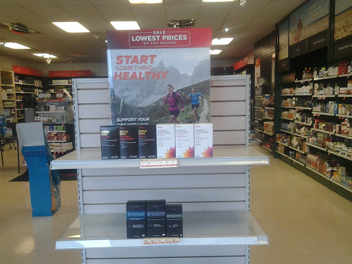 Shopping Mall «Cross Pointe Shopping Center», reviews and photos, 101 E ...