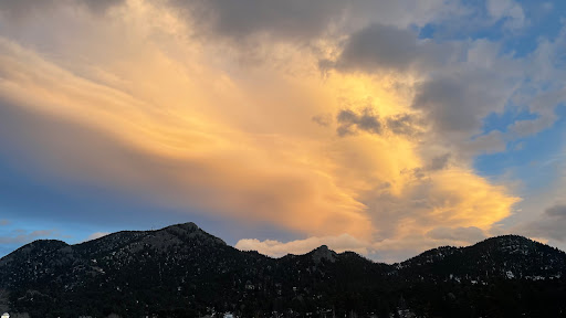 Alpine Trail Ridge Inn: Estes Park Hotels