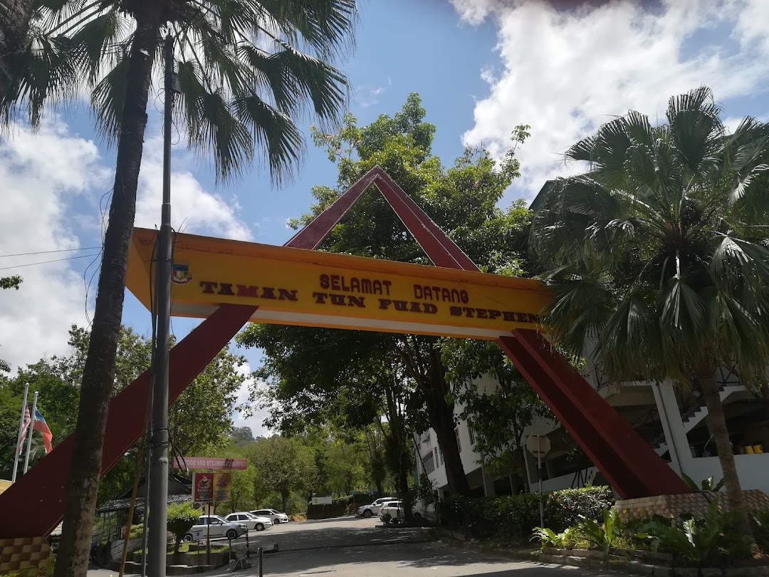 Tun Fuad Stephens Park di bandar Kota Kinabalu