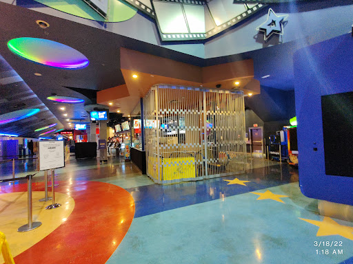 Cineplex Cinemas Metropolis in Metrotown, Burnaby, British Columbia ...