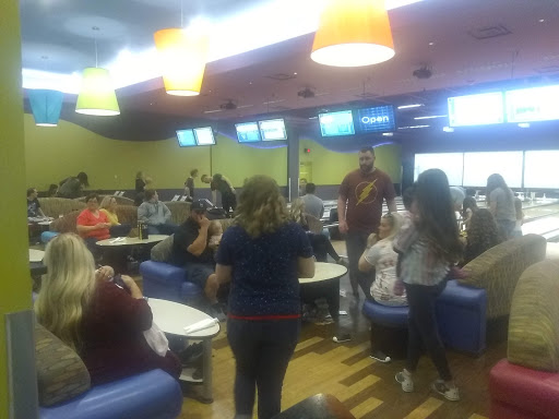 Bowling Alley «Pinz Bowling Center», reviews and photos, 1385 S Blue ...