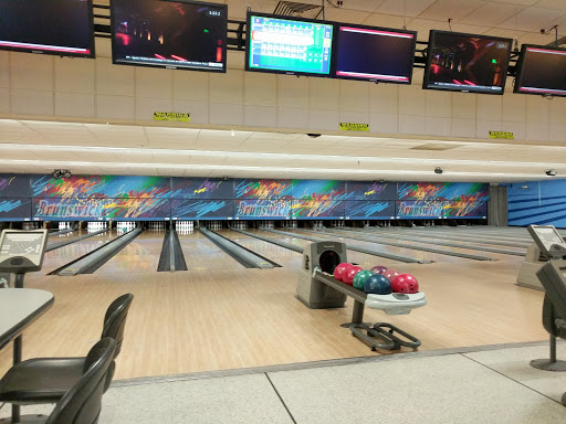 Bowling Alley «Brunswick Zone Woodridge», reviews and photos, 1555 75th ...