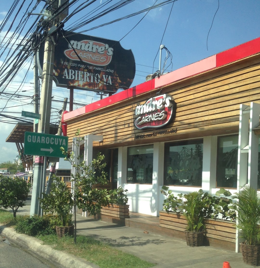 Andres Carnes en la ciudad Santo Domingo