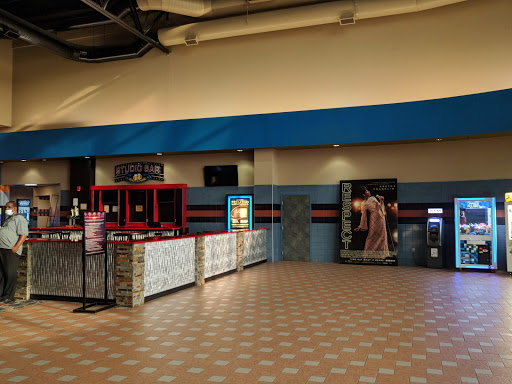 MJR Westland Grand Cinema 16 in Westland, Michigan - Zaubee