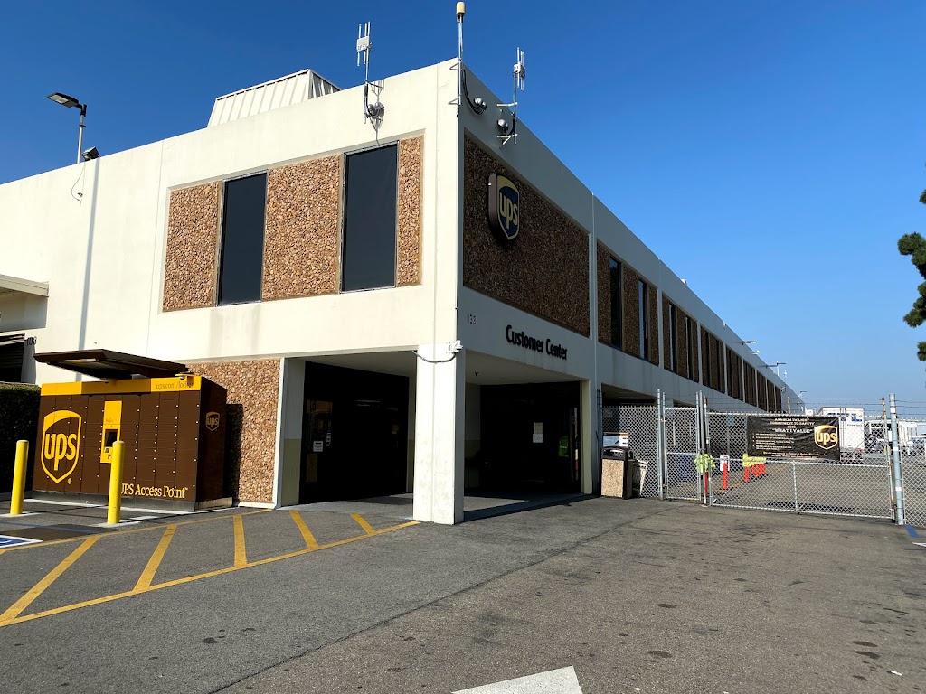 UPS Customer Center - Anaheim, CA 92805 - Location, Reviews, Hours and ...