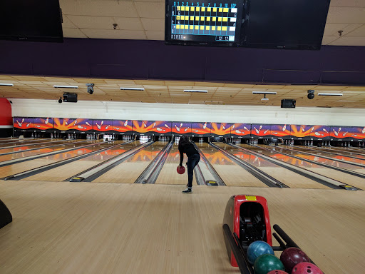 Bowling Alley «AMF South Hills Lanes», reviews and photos, 301 ...