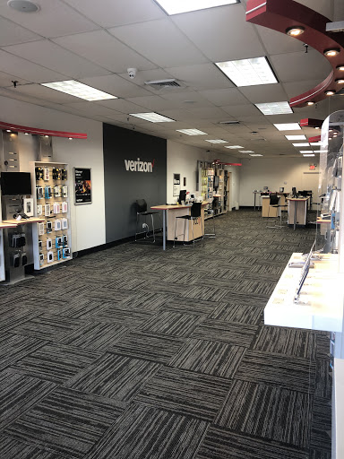 Cell Phone Store «TCC, Verizon Authorized Retailer», reviews and photos ...