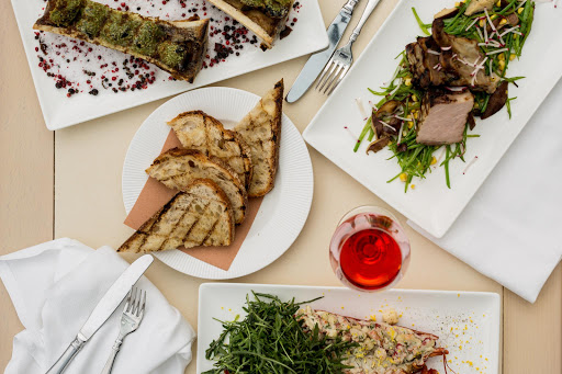 Tavern On the Green - AZexplained