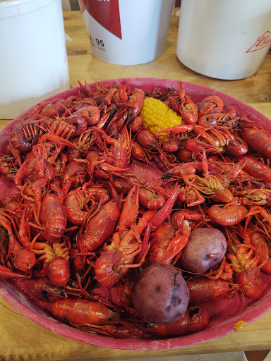 Buckets Crawfish And Seafood in Pineville, Louisiana - Zaubee