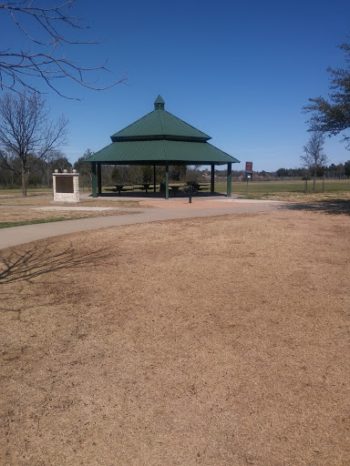 Park «Red Bird Park», reviews and photos, 1005 W Red Bird Ln, Dallas ...