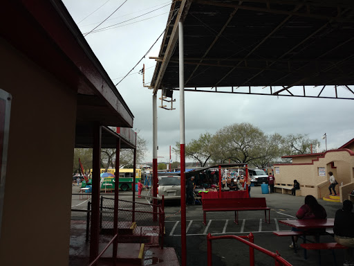 Flea Market «The Mission Market Open Air Market», reviews and photos ...