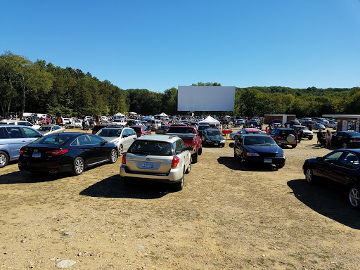 Drive-in Movie Theater «Mansfield Drive-in Theatre & Marketplace ...