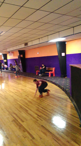 Roller Skating Rink «Magic Wheels Skating Center», reviews and photos ...