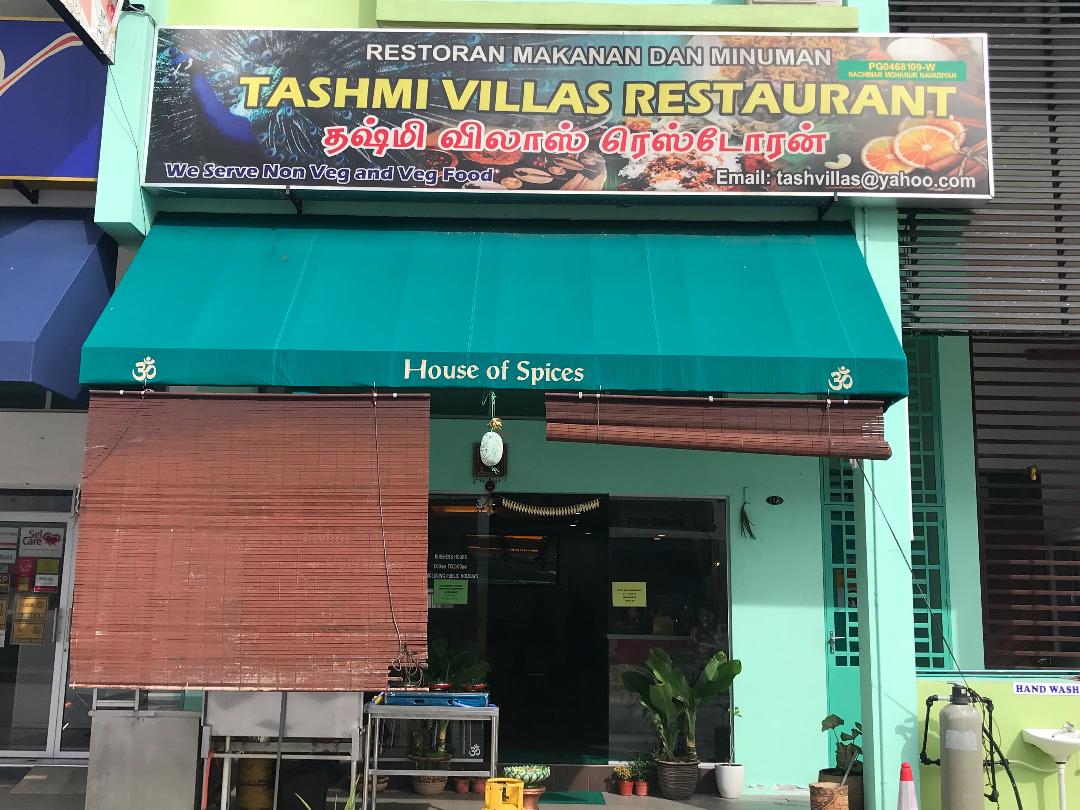 TASHMI VILLAS RESTAURANT di bandar Simpang Ampat