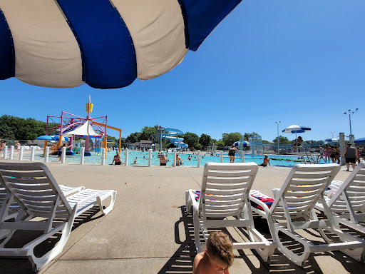 Anoka Aquatic Center in Anoka, Minnesota - Zaubee