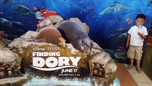 Movie Theater «Regal Cinemas Turlock 14», reviews and photos, 2323 W ...