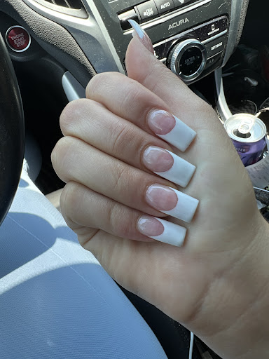 Starlight Nails & Spa - Locations from All Over the World