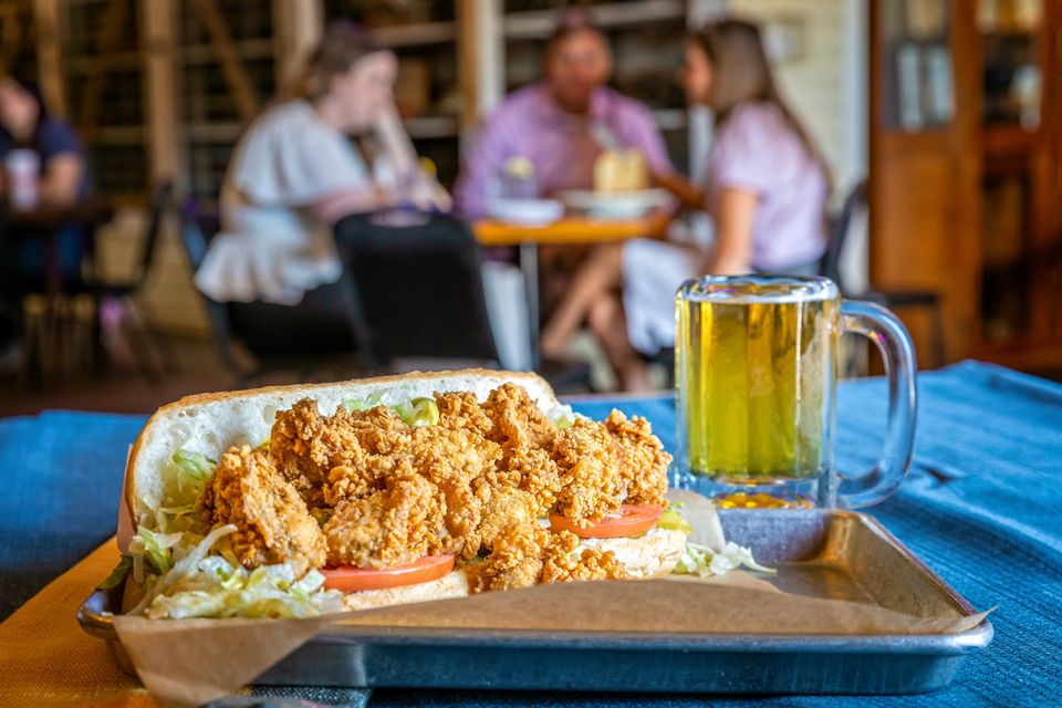 Hot Tails - Zachary, LA 70791 - Menu, Reviews, Hours & Contact