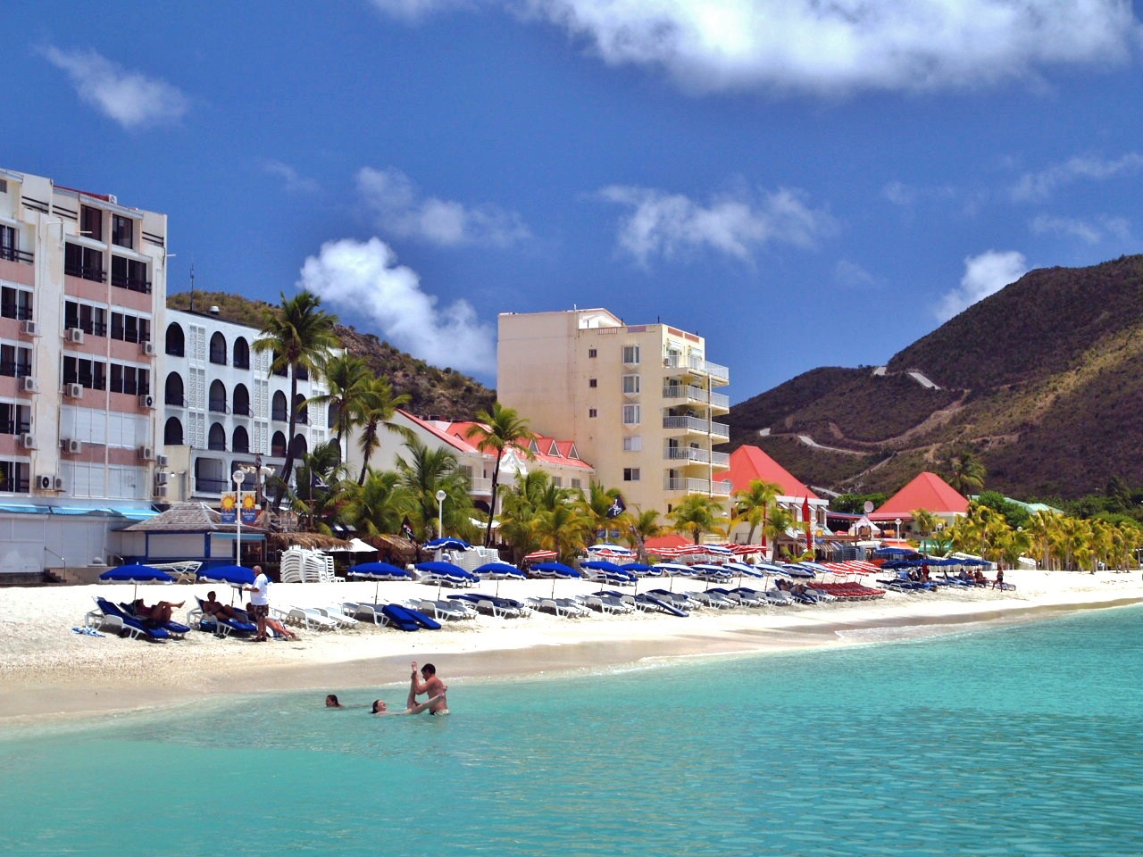 Great Bay beach 🏖️ St. Martin Insel, Country of Sint Maarten ...