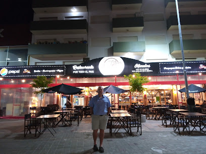 Carlitos El Rey del Panqueque y la hamburguesa 104 - Restaurante ...