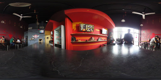 Restaurante Fast Bull Boneless Campanario en Chihuahua