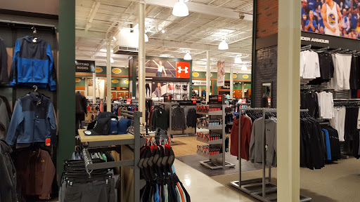 DICK'S Sporting Goods - AZexplained