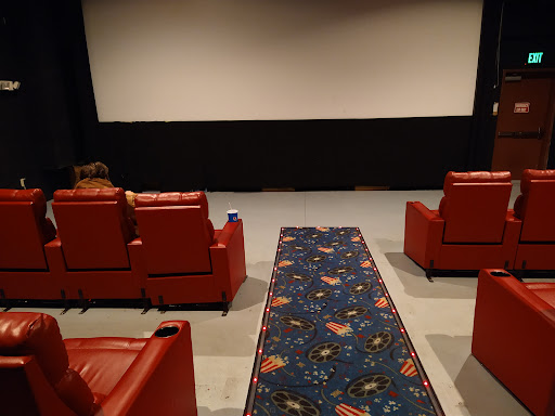 Movie Theater «Mansfield Movieplex 8», reviews and photos, 95 Storrs Rd ...