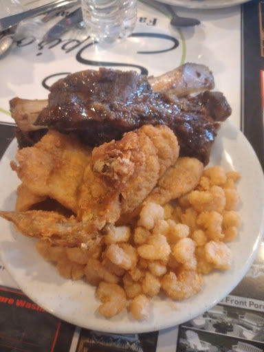 Spiros Family Restaurant in High Point, North Carolina - Zaubee