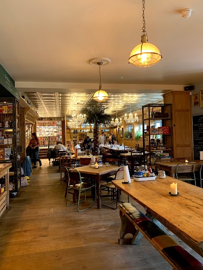 The Grasshopper - Cafe Restaurant Bar