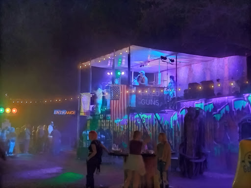 Creepy Hollow Woods - 2251 Wade Rd, Jay, Florida - Zaubee