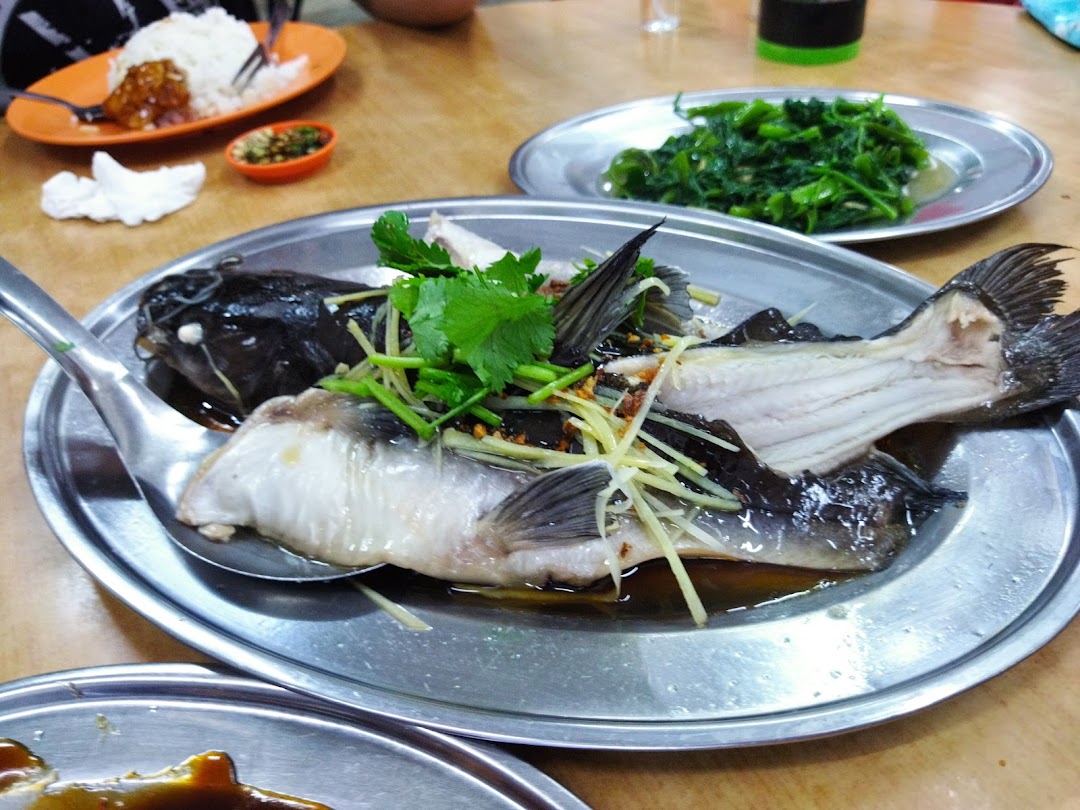 Sauk Fresh Water Fish di bandar Sauk