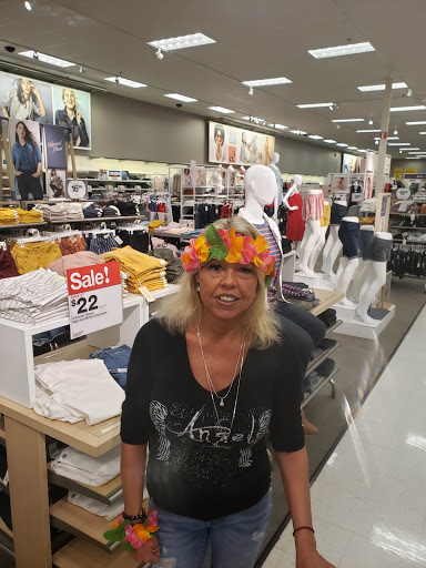 Shops At Laura Hill - AZexplained