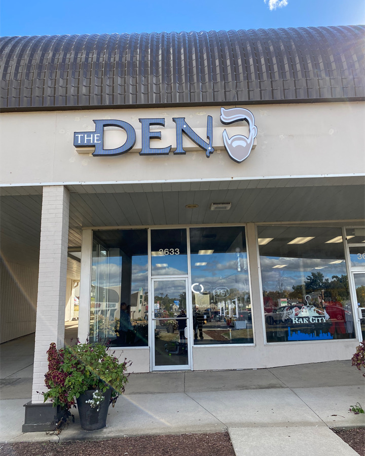 The Den Hair Beard Parlor - Barber Shop - Cedar Rapids, IA 52403 ...