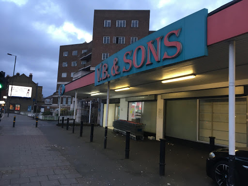 VB & Sons - Tooting in London, - Zaubee