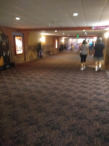 Movie Theater «Regal Galleria Mall Stadium 16», reviews and photos ...