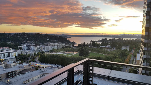 Amazon Everest (SEA82) in West Bellevue, Bellevue, Washington - Zaubee