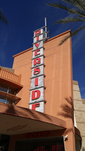 Movie Theater «Regal Cinemas Riverside Plaza 16», reviews and photos ...