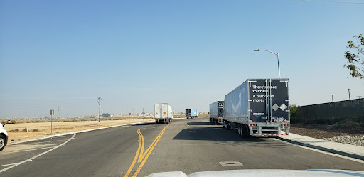 Amazon Fulfillment Center BFL1 in Bakersfield, California - Zaubee