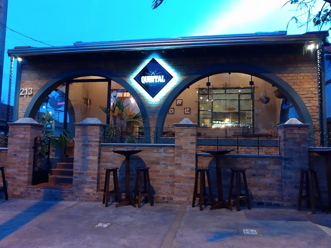 Restaurante Quintal Bar B Q na cidade Barra Bonita