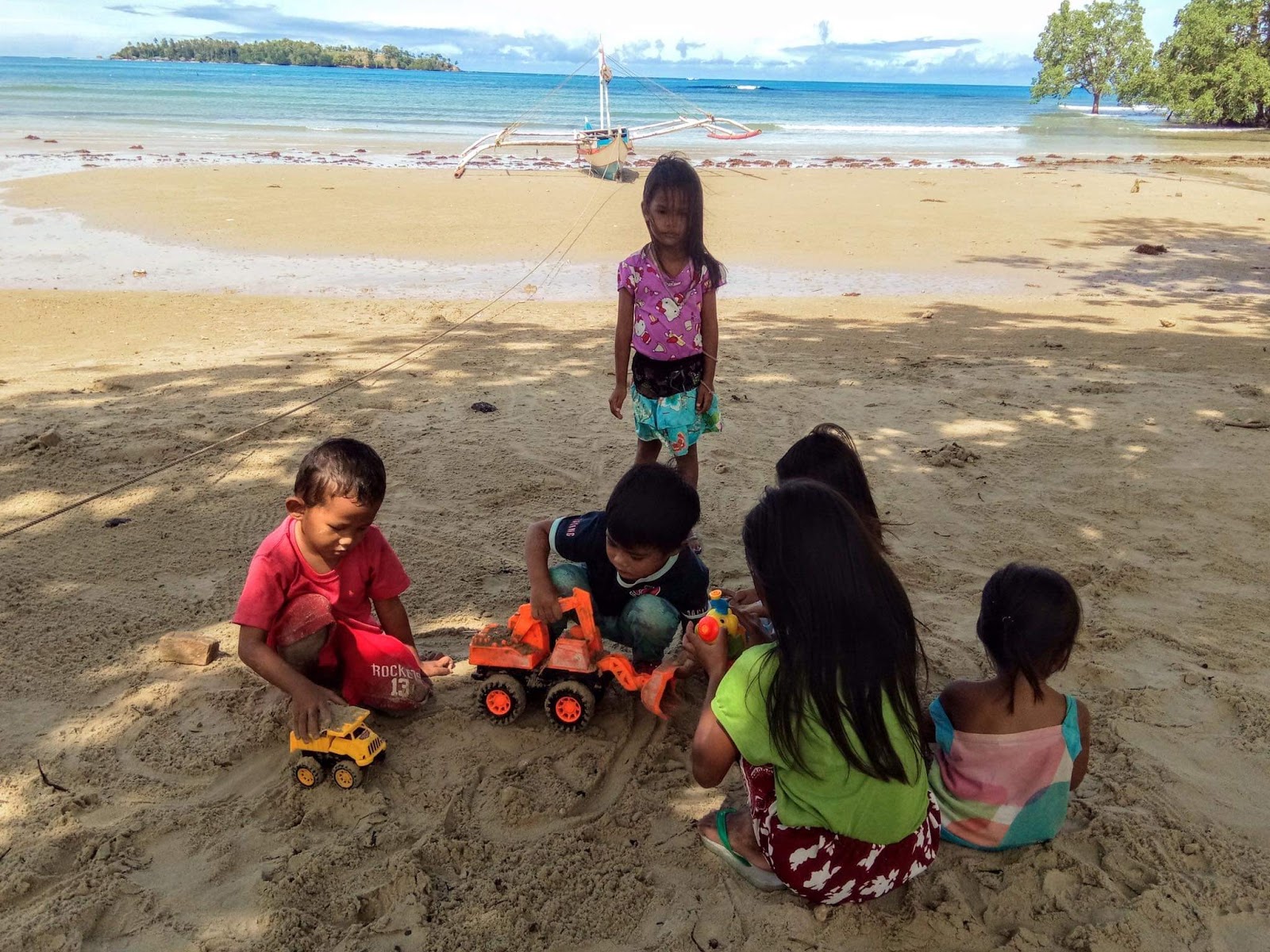 Dandulit Shore Beach 🏖️ Cadawan, Isola di Palawan, Filippine ...