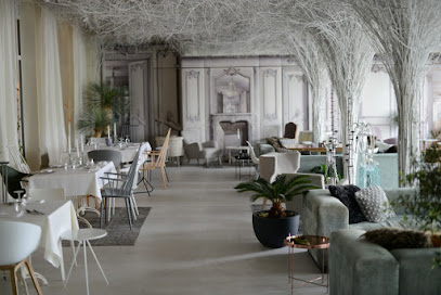 Soho Restaurant & Lounge - Podolské nábř. 1108/1, 147 00 Praha 4